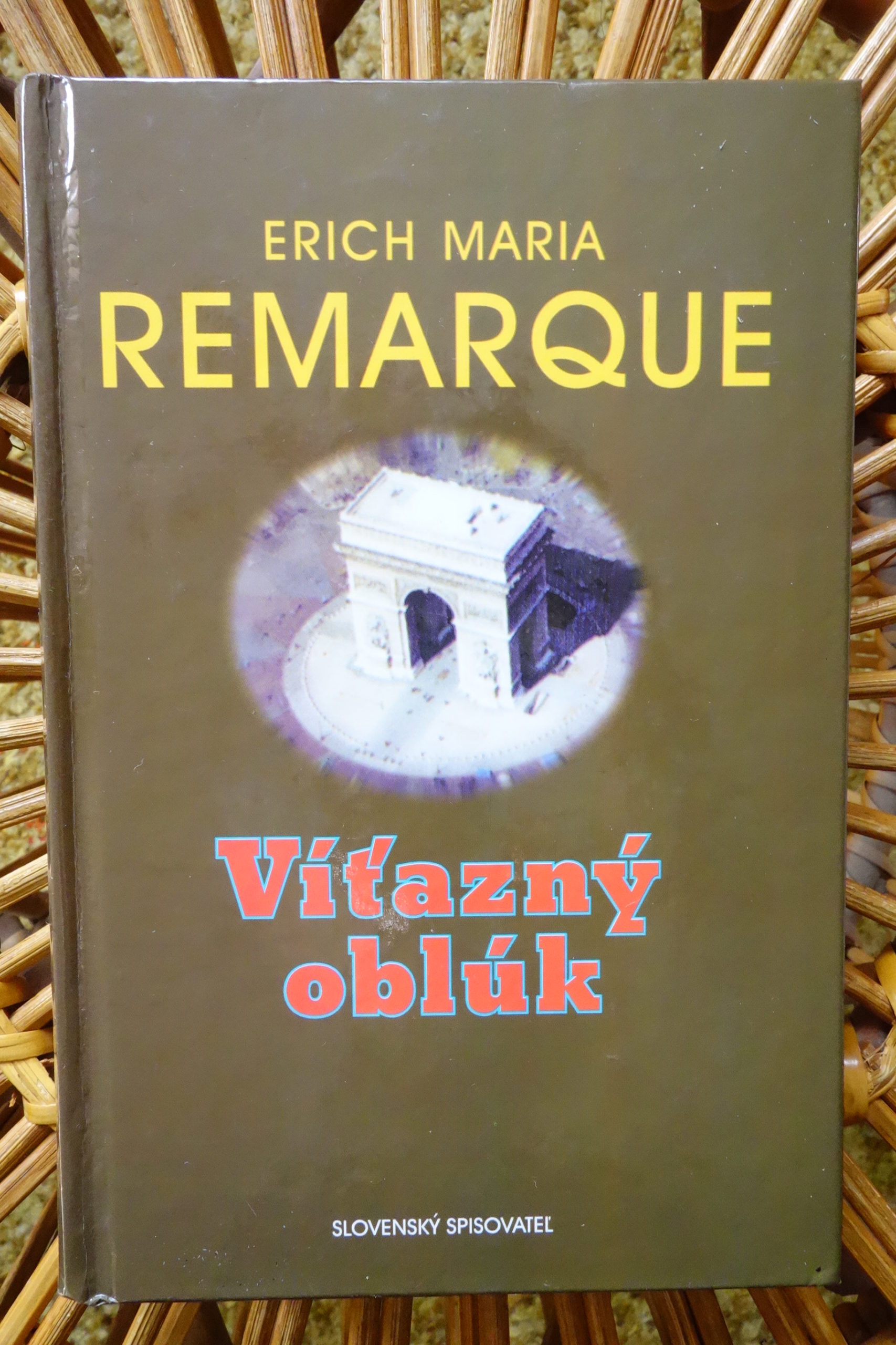 Erich Maria Remarque: Víťazný oblúk - Zelený dom
